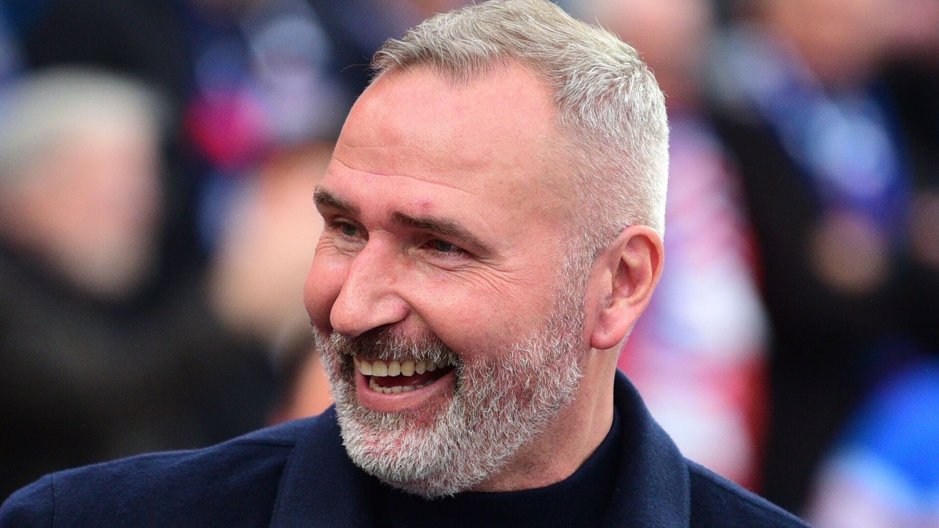 Trotz Wolfsburg-Interesse: Walter bleibt Trainer in Kiel | Aachener Zeitung