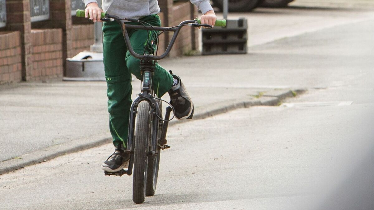 Merzenich: 14-Jähriger bei Unfallflucht leicht verletzt – Polizei sucht ...