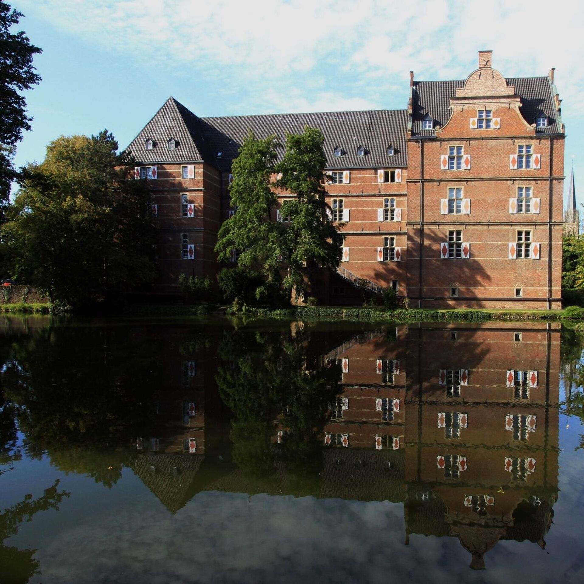 Wo Radler Pedalritter sind: Wasserburgen-Tour im Rheinland | Aachener ...