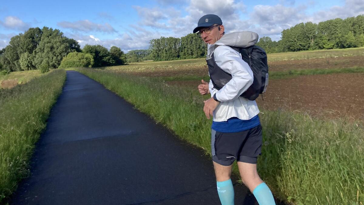 Thorsten Brodda läuft 264 Kilometer von Aachen nach Breskens | Aachener ...