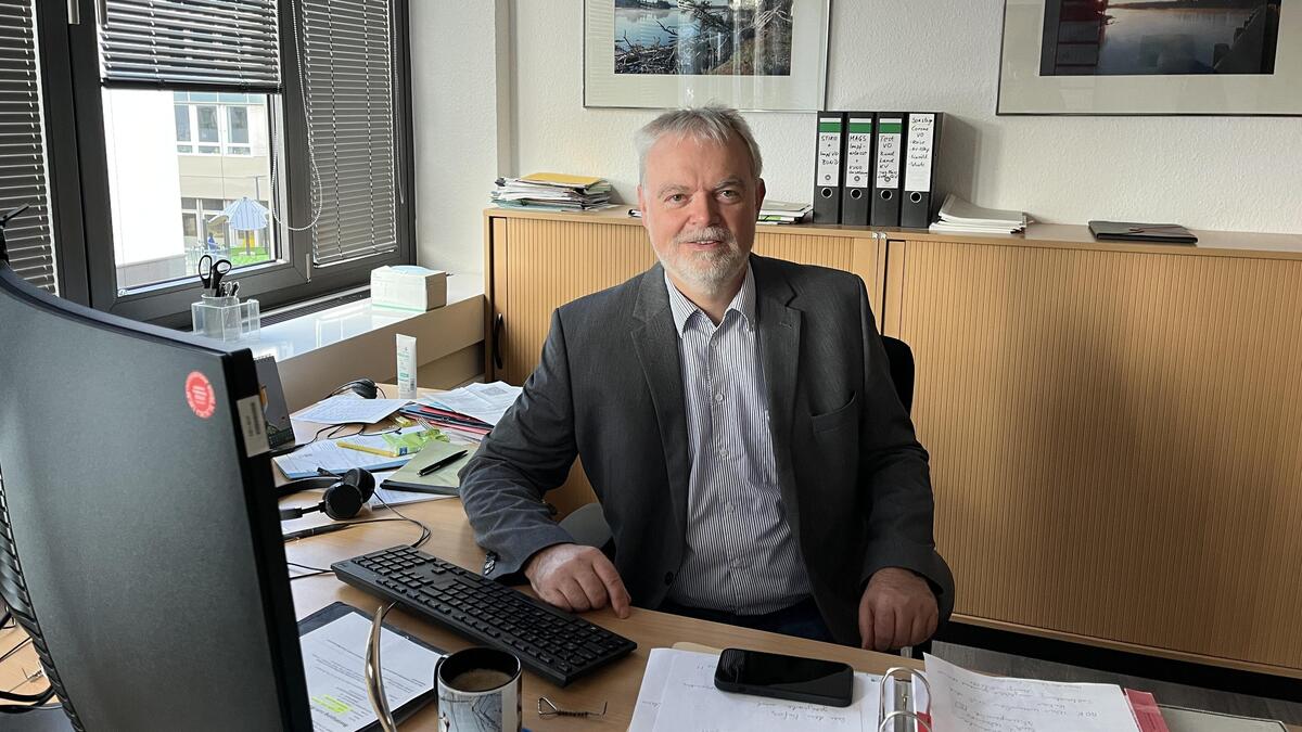 Dr. Norbert Schnitzler berichtet, wie es um Infektionskrankheiten im ...