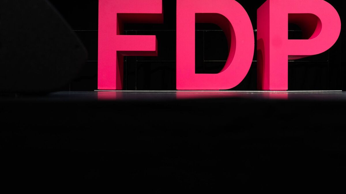 FDP-Landeschef ist für Ampel-Verbleib der Liberalen im Bund | Aachener ...