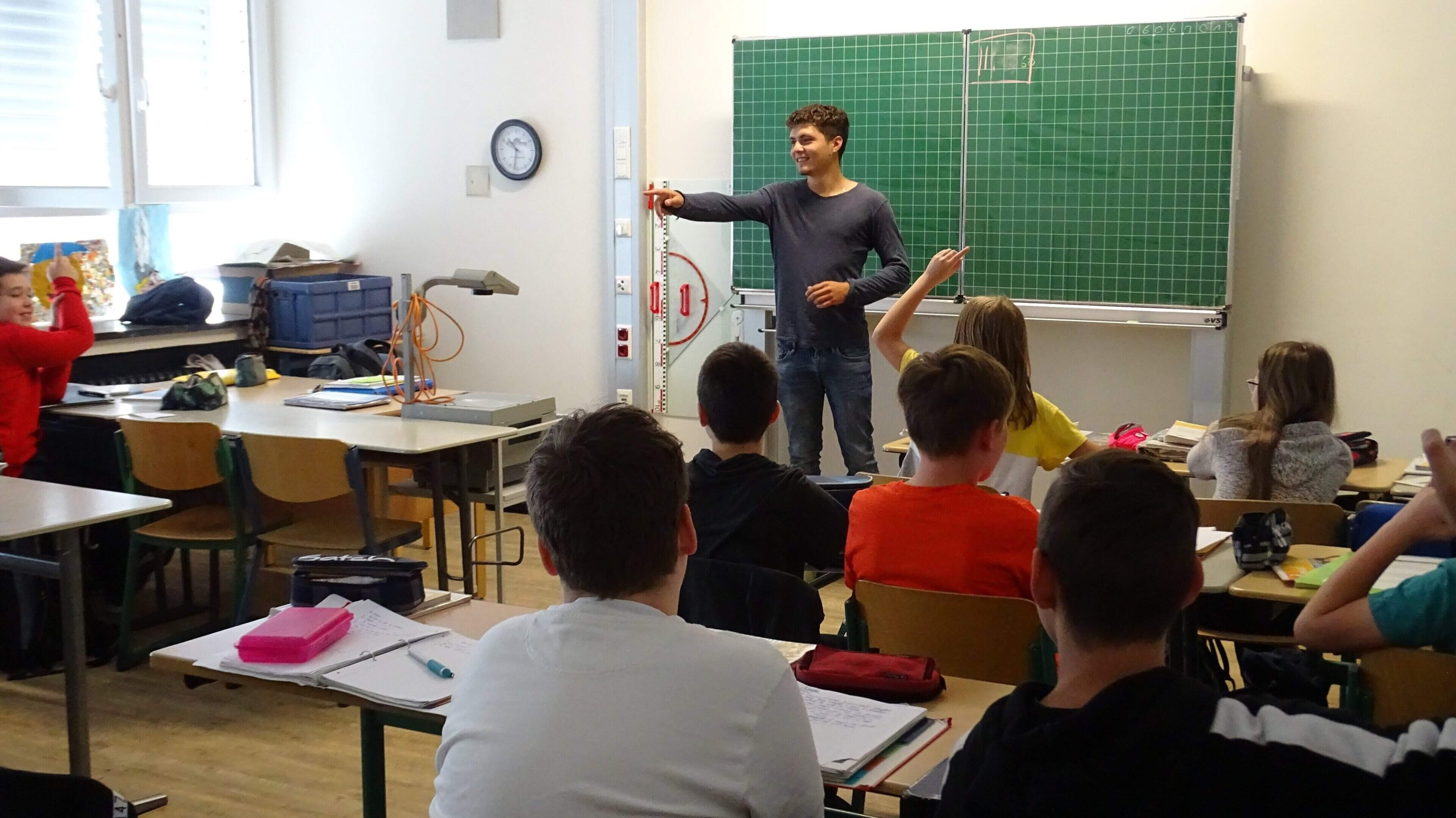 Ein Lehrer aus La Réunion unterrichtet in Monschau | Aachener Zeitung