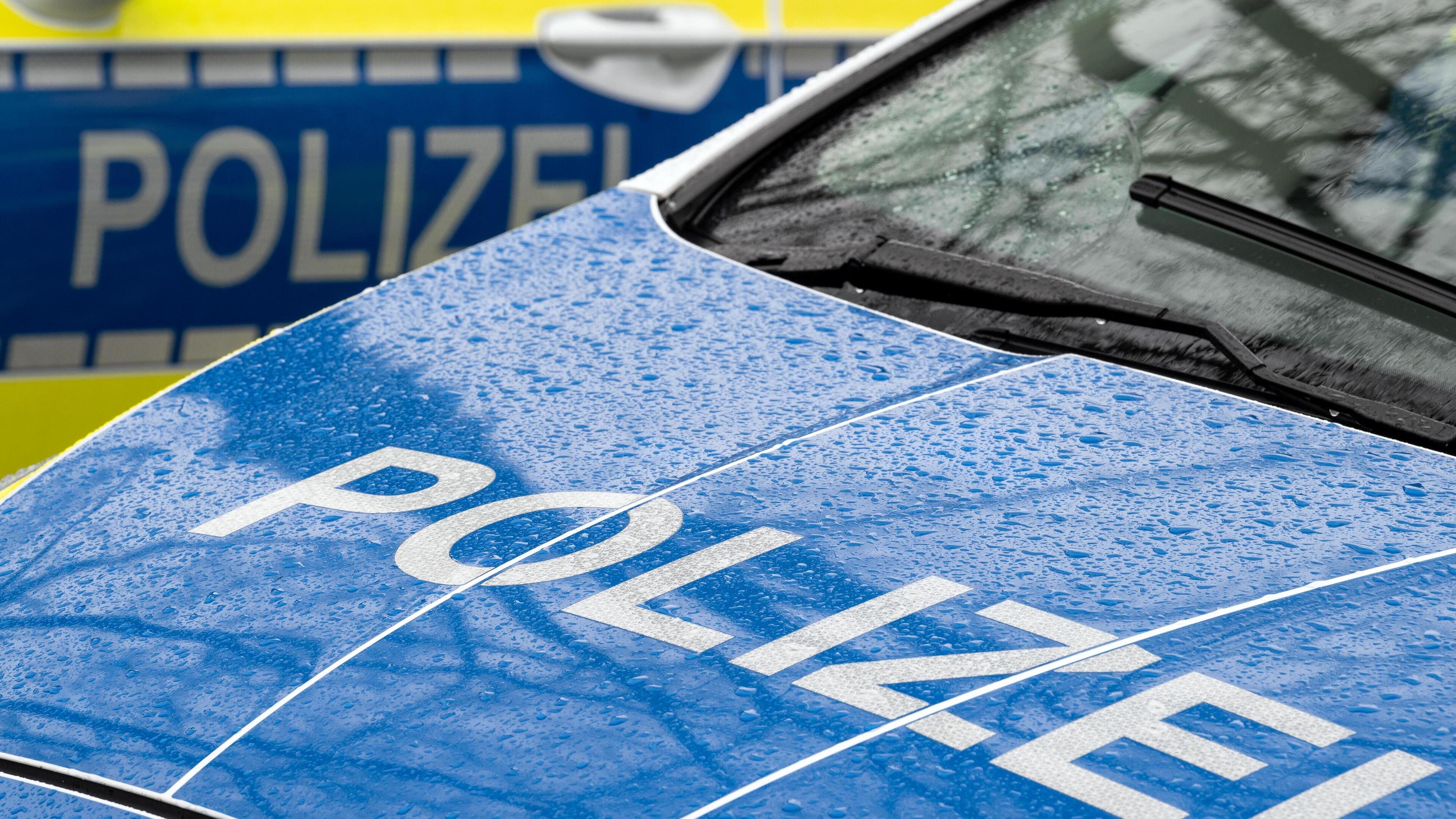 Schwerpunkteinsatz Messergewalt: Polizei kontrolliert in Aachen und der ...