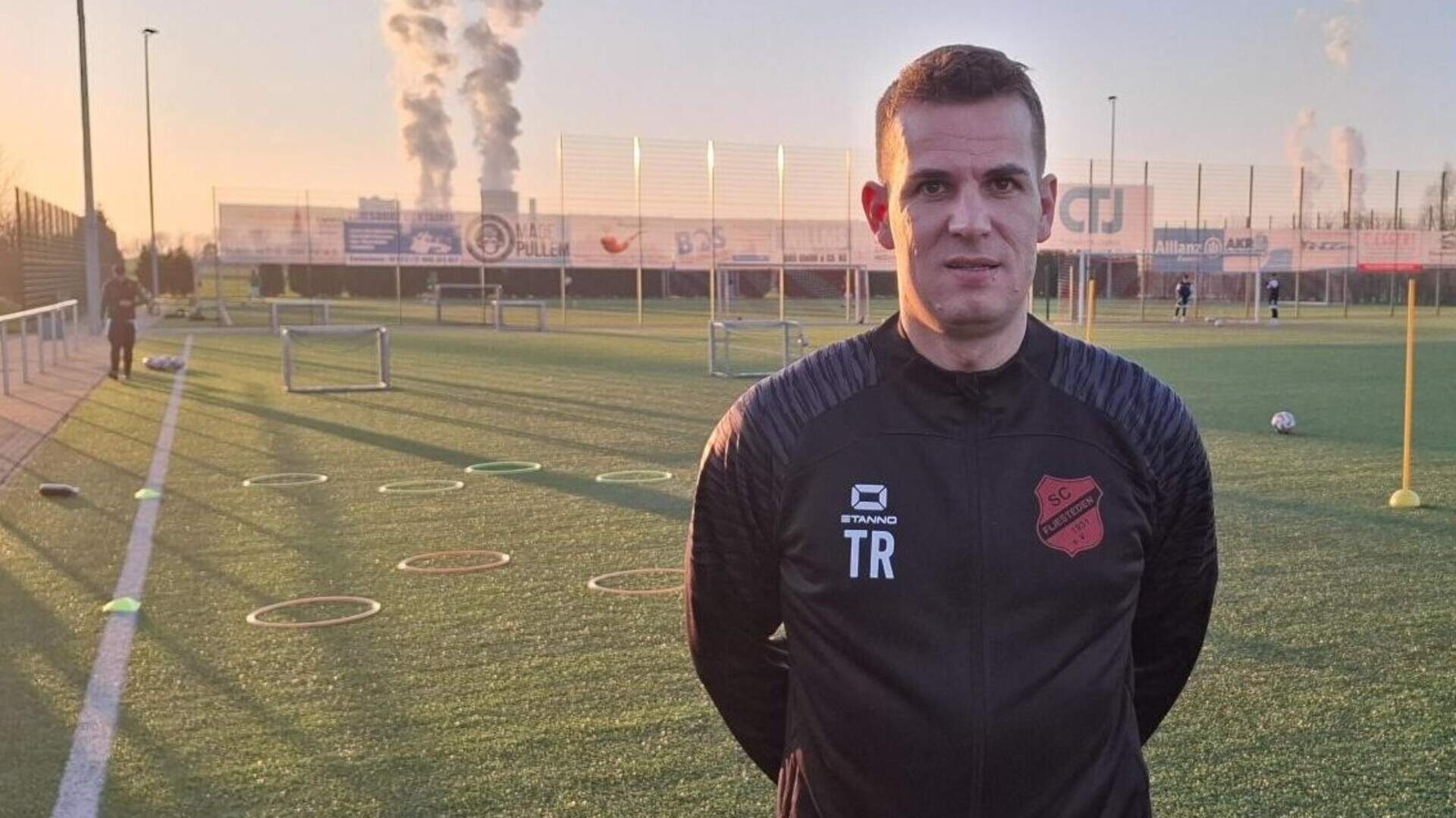 Helge Hohl verlängert beim SC Fliesteden bis 2027 | Aachener Zeitung