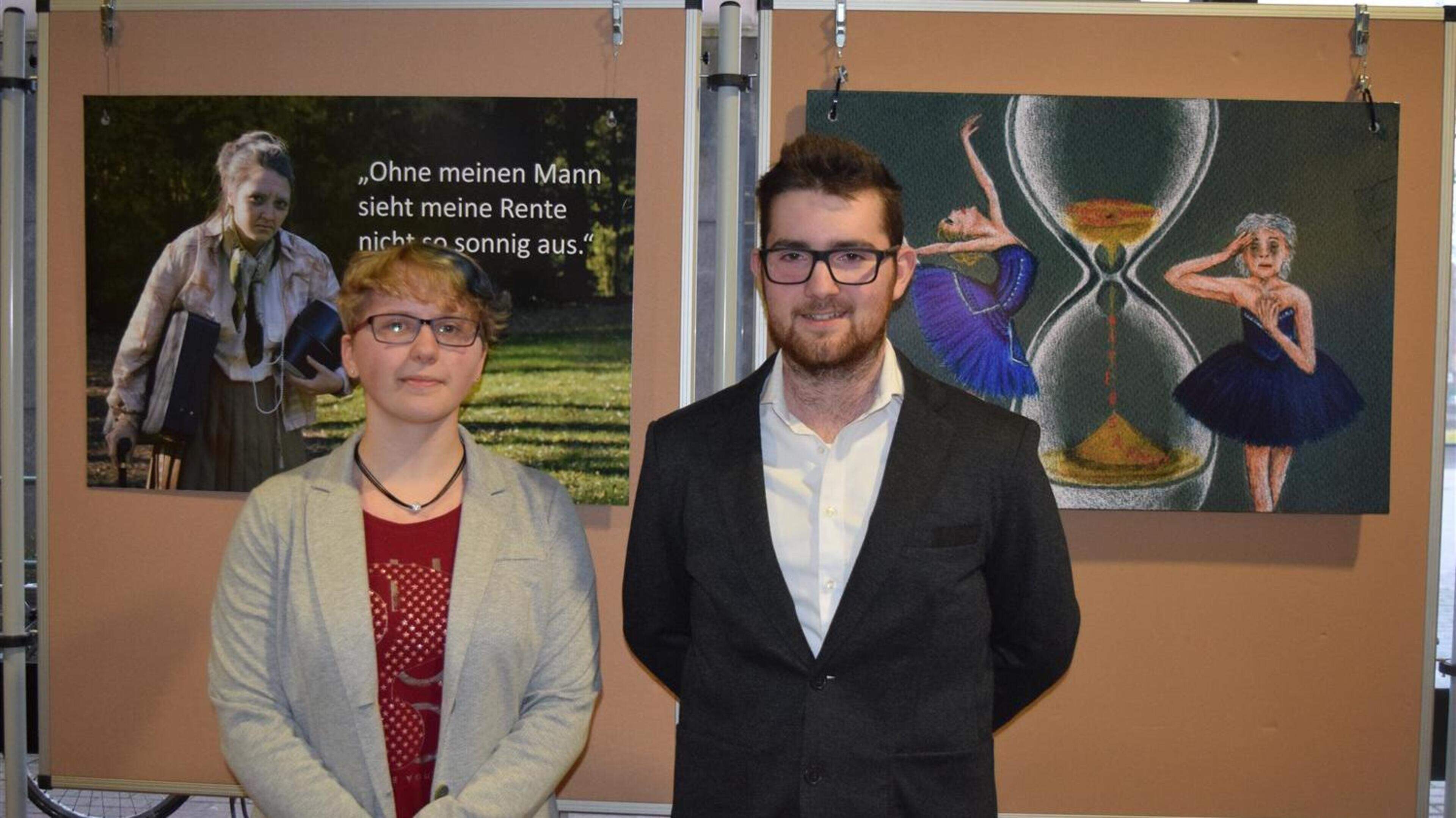 Schülerprojekt zum Thema Altersarmut im Rathausfoyer | Aachener Zeitung