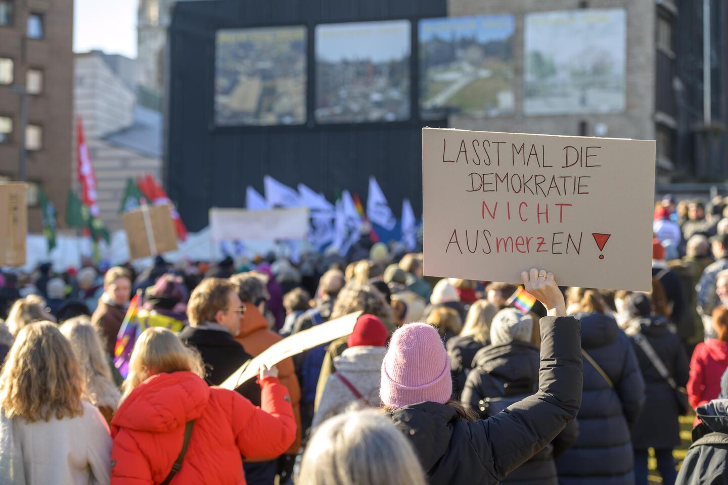 Protest gegen Vorgänge in Berlin | Aachener Zeitung