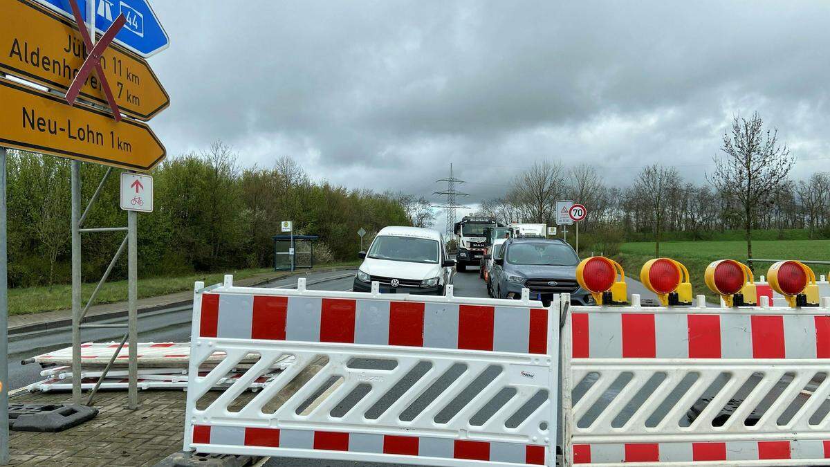 Aufhebung der Vollsperrung bei Neu-Lohn ist absehbar | Aachener Zeitung Aufhebung der Vollsperrung bei Neu-Lohn ist absehbar | Aachener Zeitung