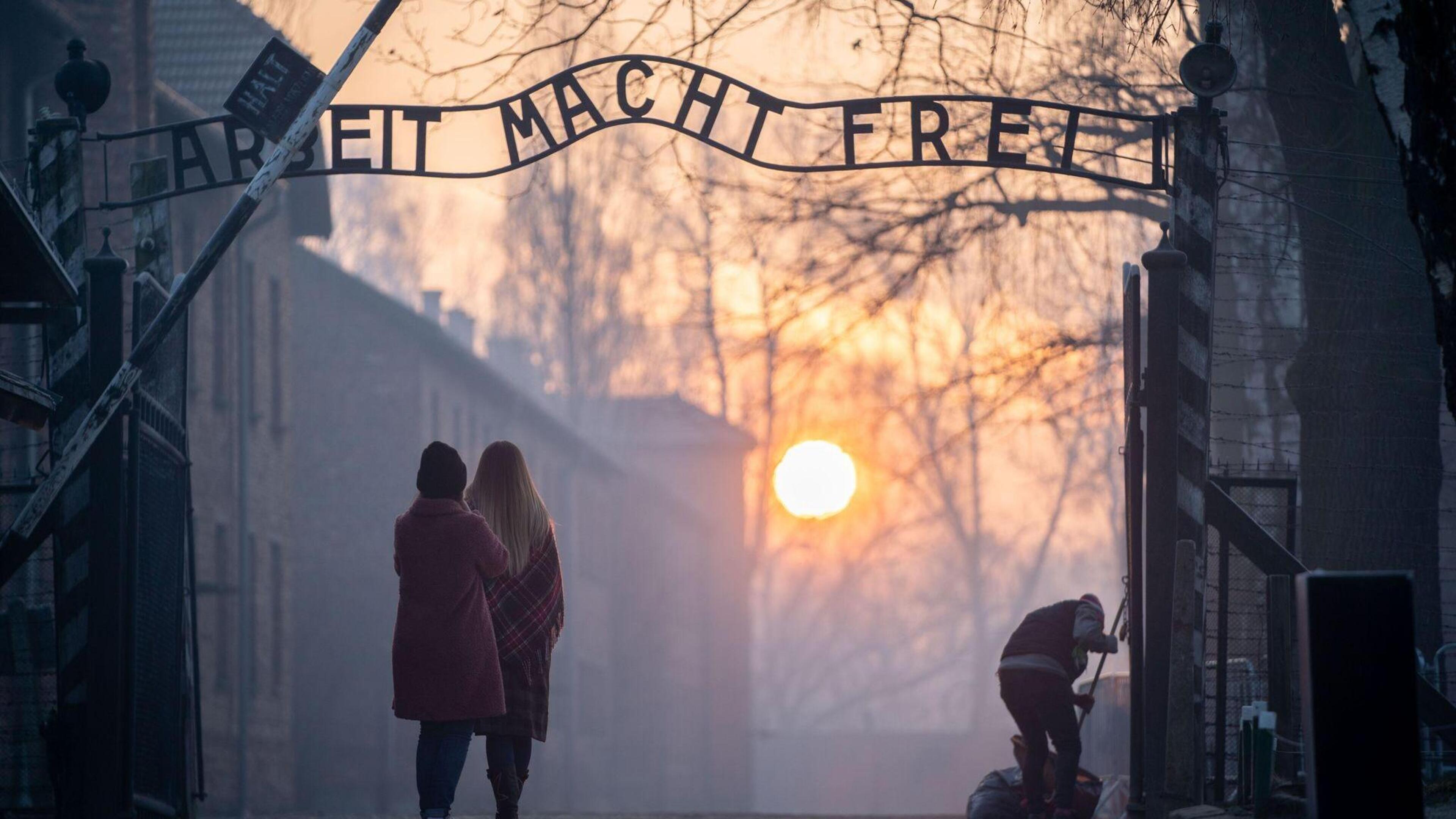 Barbara Beuys: "Die Heldin von Auschwitz. Leben und Widerstand der Mala ...