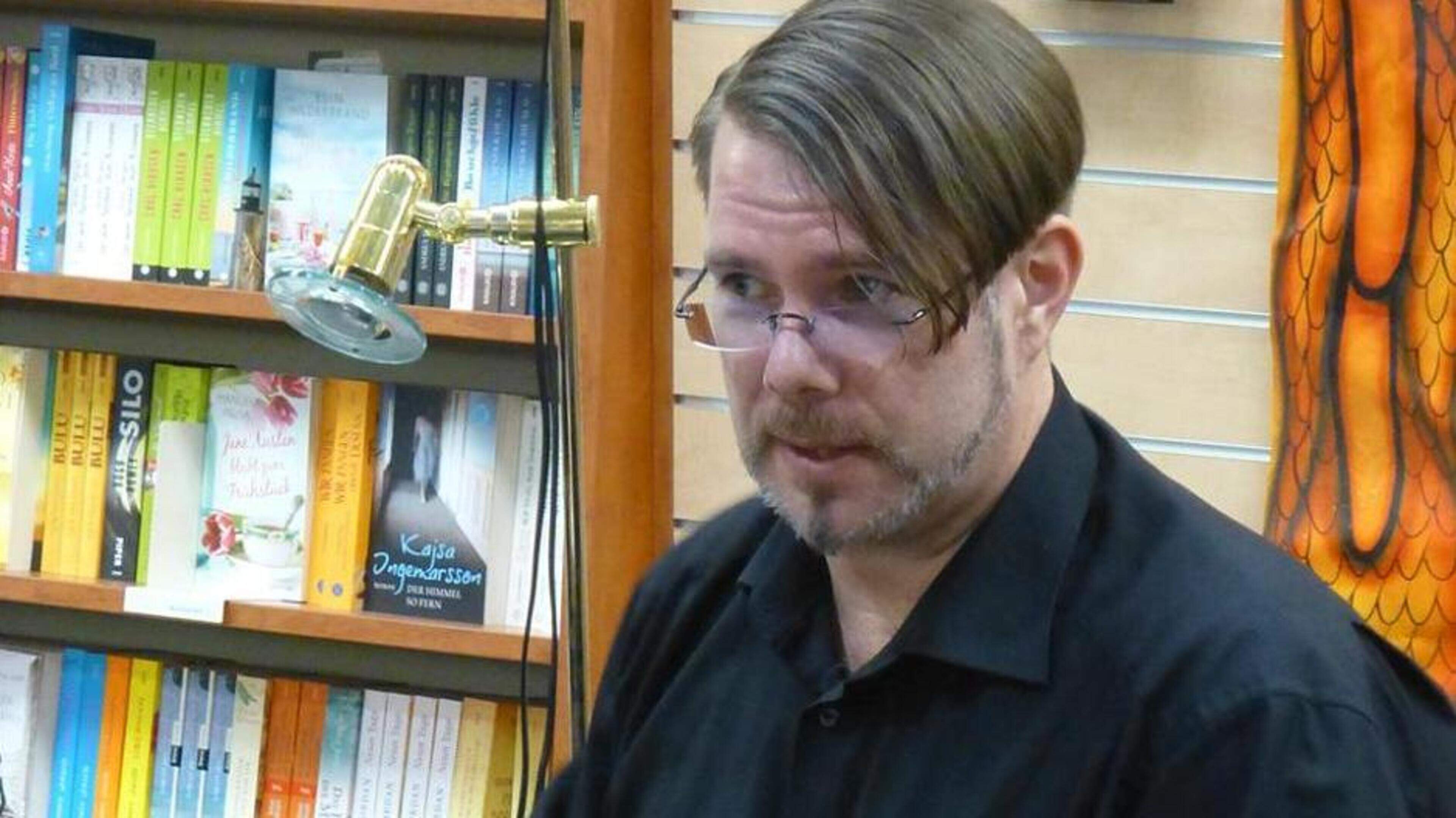 Fantasy-Autor Markus Heitz liest in der Buchhandlung Fischer | Aachener ...
