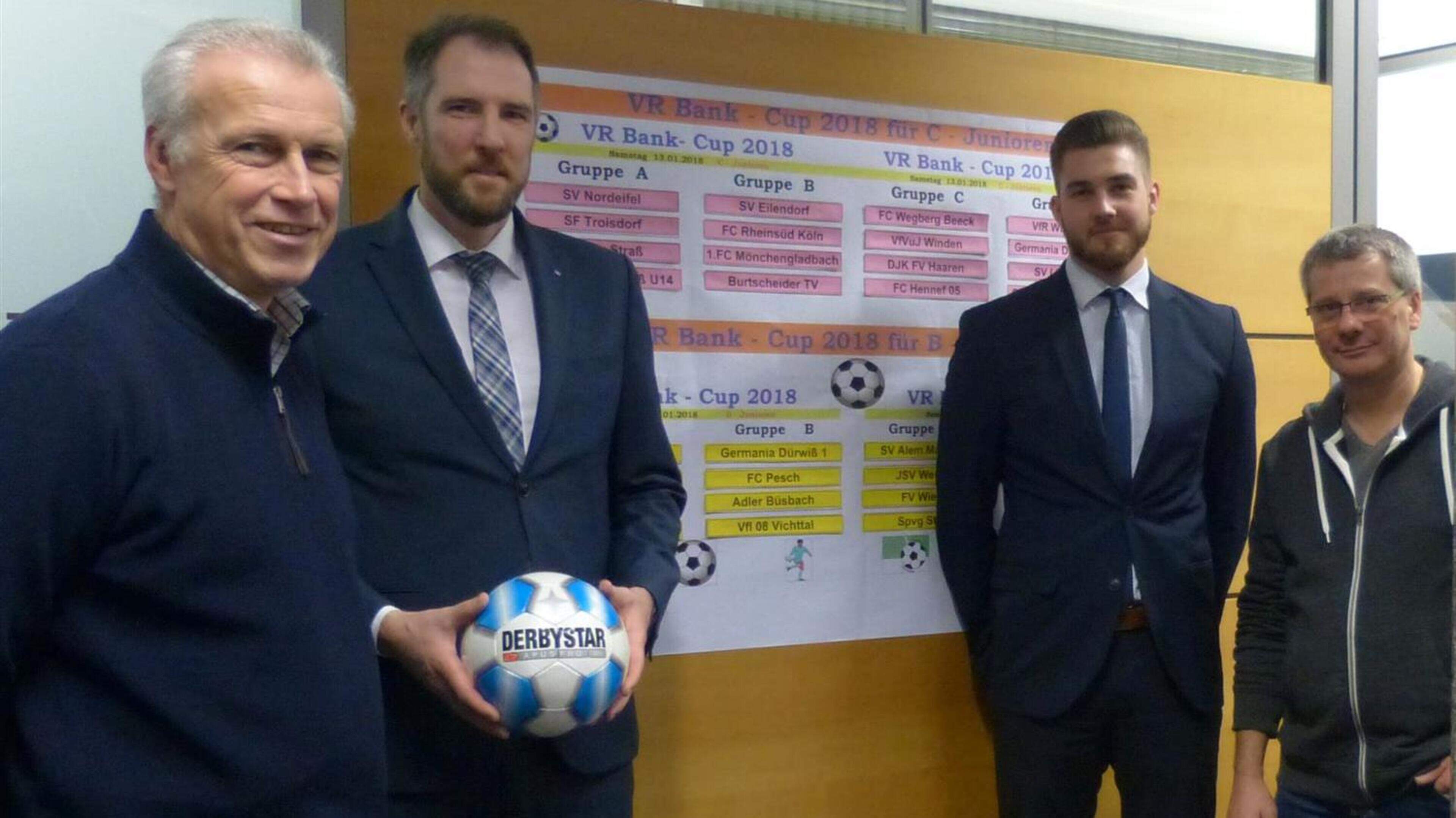 Top-Teams aus der Region kicken in der Kaiserhalle | Aachener Zeitung