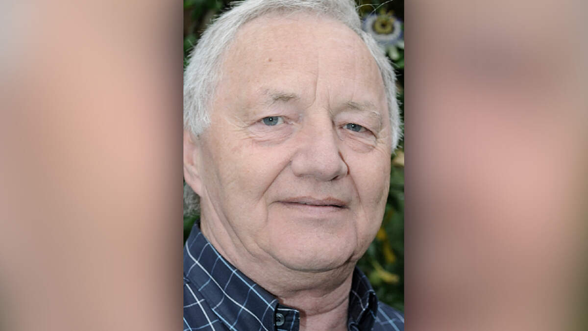 Nachruf auf Hans Meeßen: Bardenberg trauert um prägenden Heimatbühnen ...
