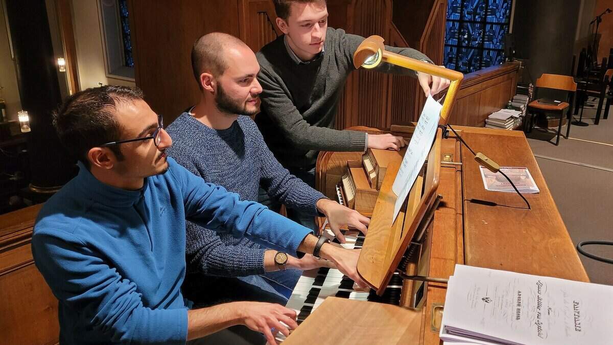 Orgel in Kohlscheid um zwei romantische Register bereichert | Aachener ...