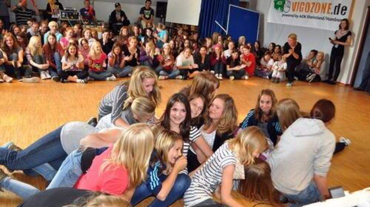 „Vigozone-Schultour 2011” macht Station an der St. Ursula-Schule ...
