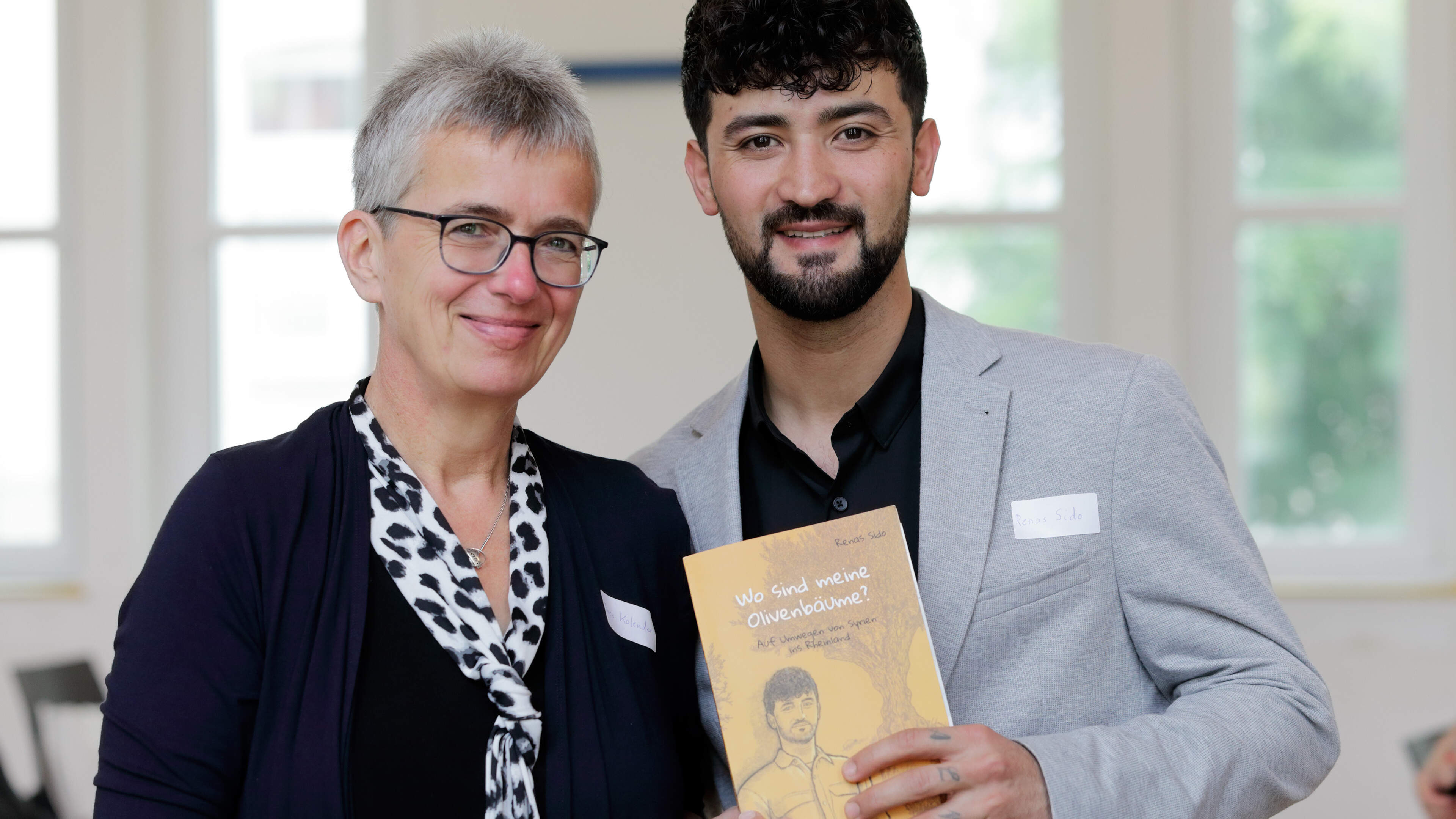 Geschichte(n) einer Flucht: Renas Sido liest in Aachen aus seinem Buch ...