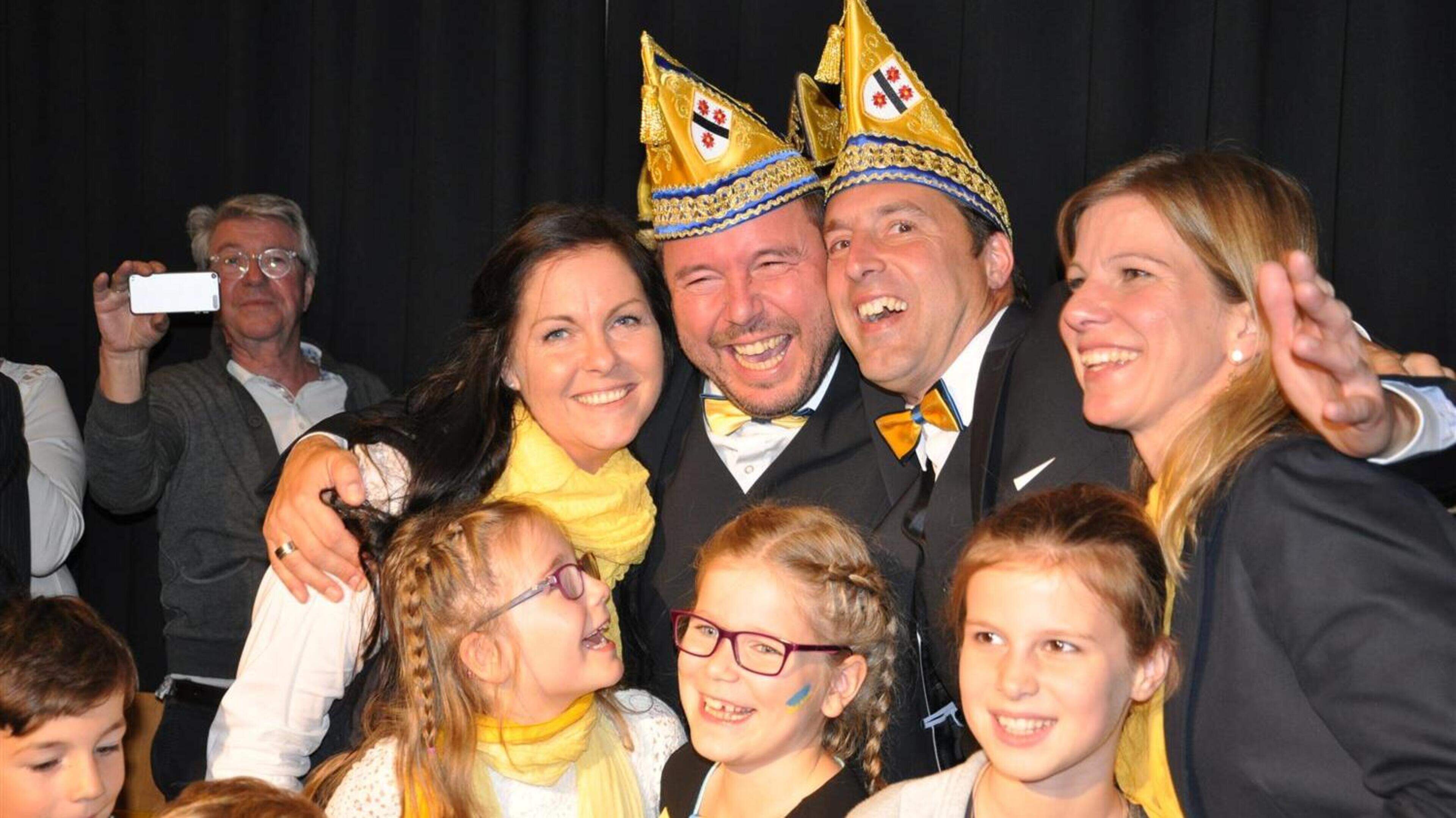 Der Prinz in spe macht ein Riesentheater | Aachener Zeitung