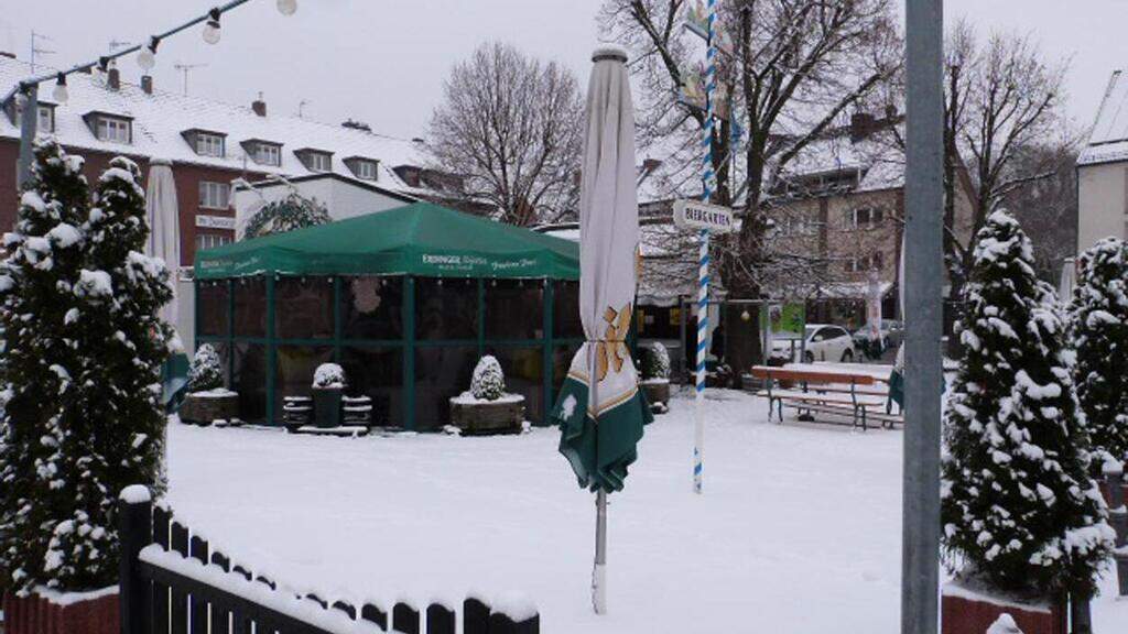 Winterfester Pavillon und Dachterrasse für Rathausplatz | Aachener Zeitung