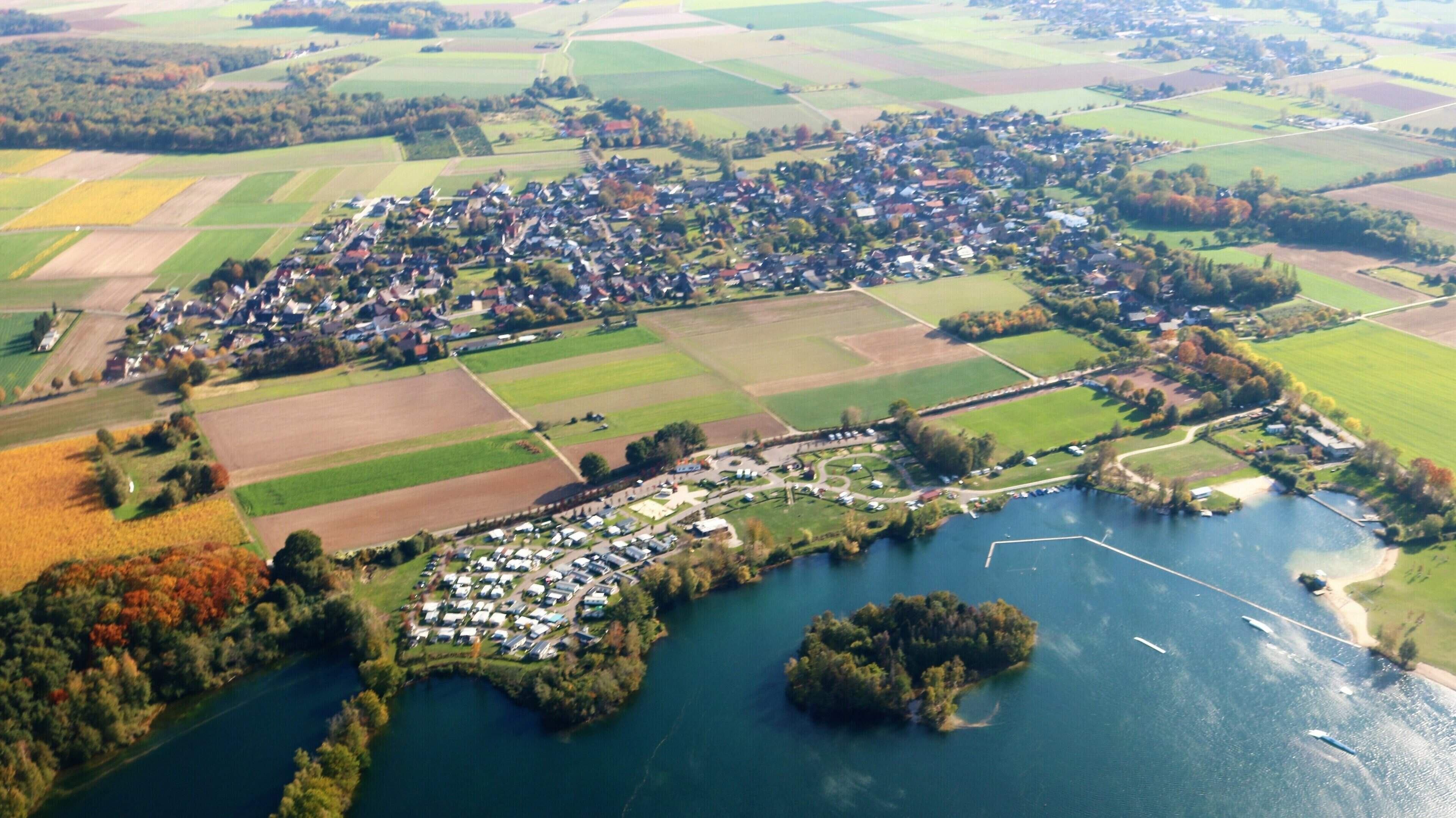 Luxus Campingplatz Effelder Waldsee Bild