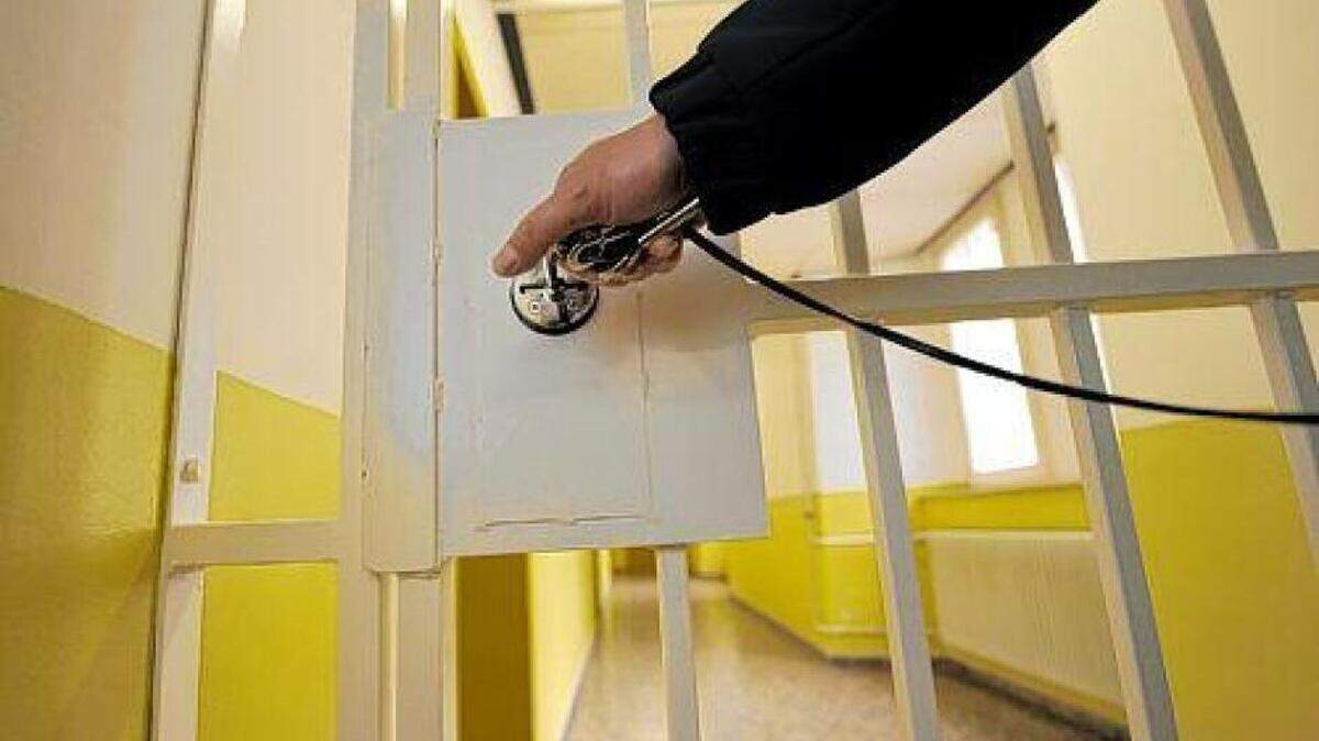 JVA Aachen: Brandbrief an Justizminister | Aachener Zeitung