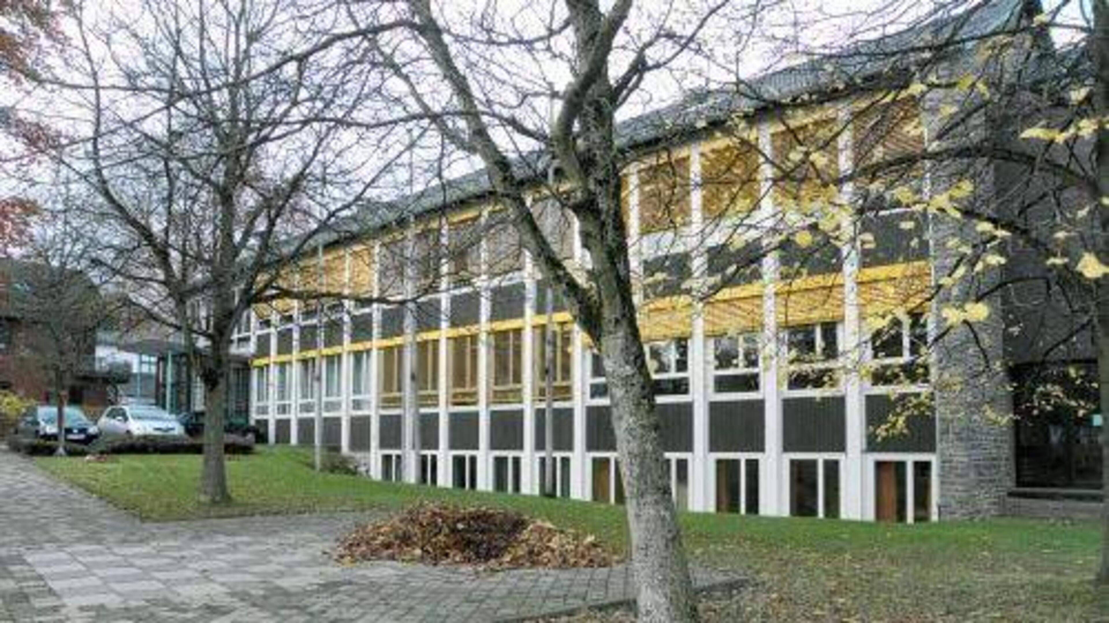 Finanzielle Probleme Bei Ausbau Und Erweiterung Der Grundschule Roetgen finanzielle-probleme-bei-ausbau-und-erweiterung-der-grundschule-roetgen