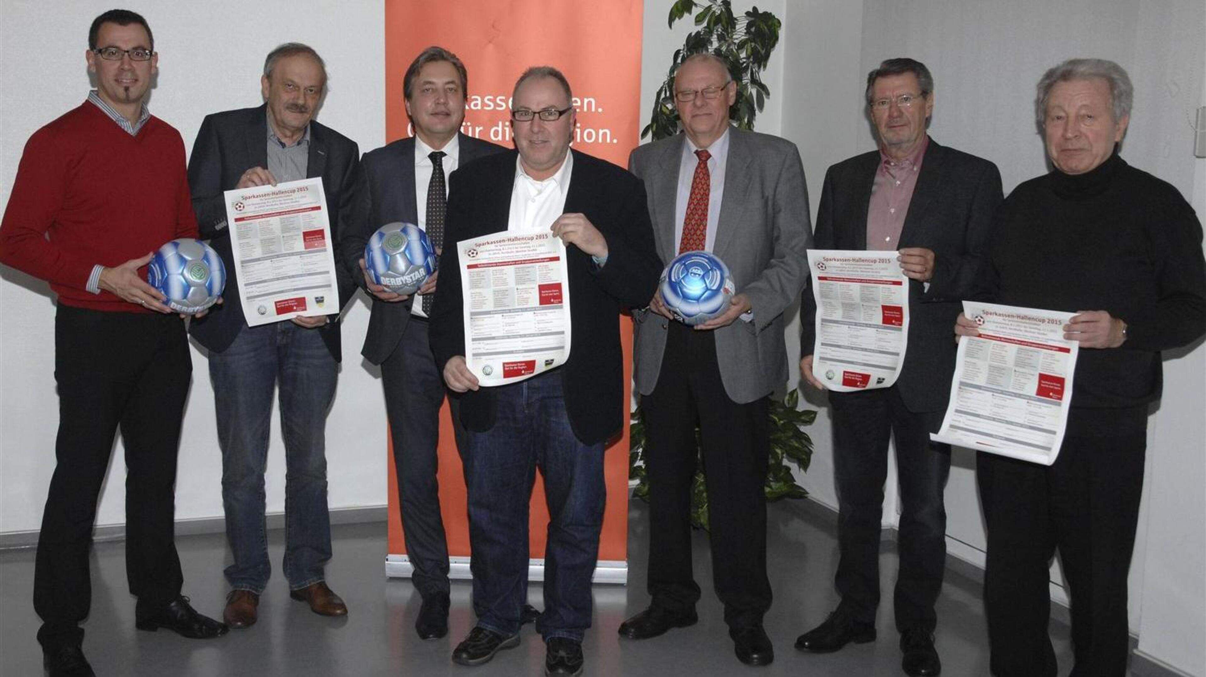 Sparkassen-Hallencup: Packende Spiele und tolle Stimmung | Aachener Zeitung
