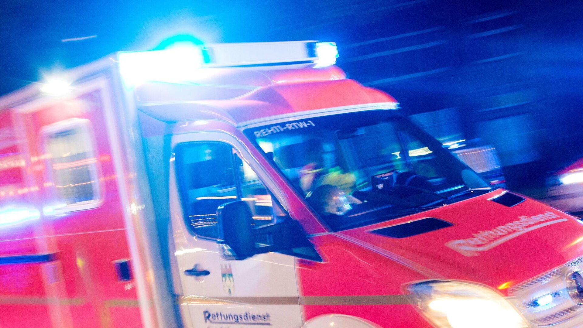 Roller kollidiert mit Auto - 15-Jähriger stirbt | Aachener Zeitung